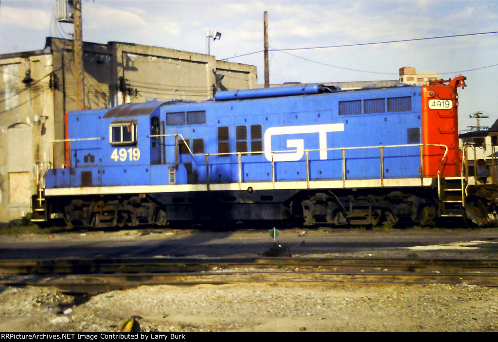 GP9